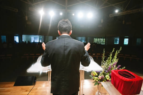 How to Choose the Right Funeral Pastor for Your Service – Celebrate and ...